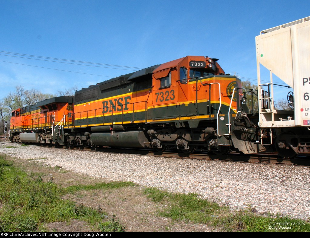 BNSF 7323